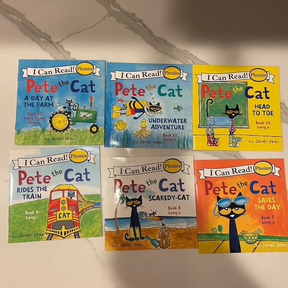 Toys | Pete The Cat 12book Phonics Fun 12 Minibooks With Short And Long ...